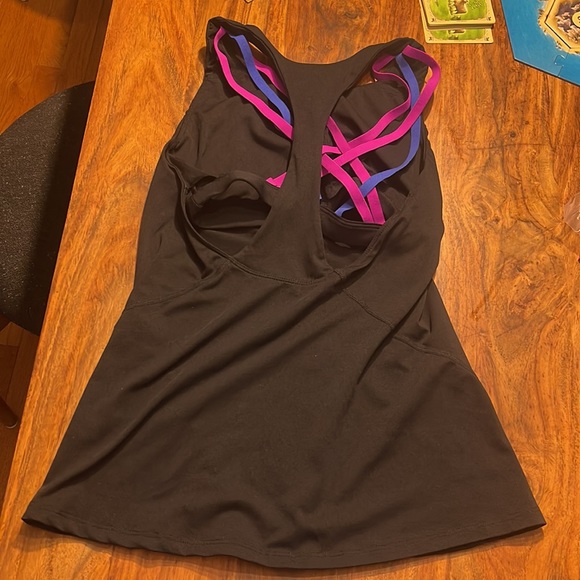 Fabletics | Tops | Fabletics Black Tank With Built In Shelf Bra Xs ...